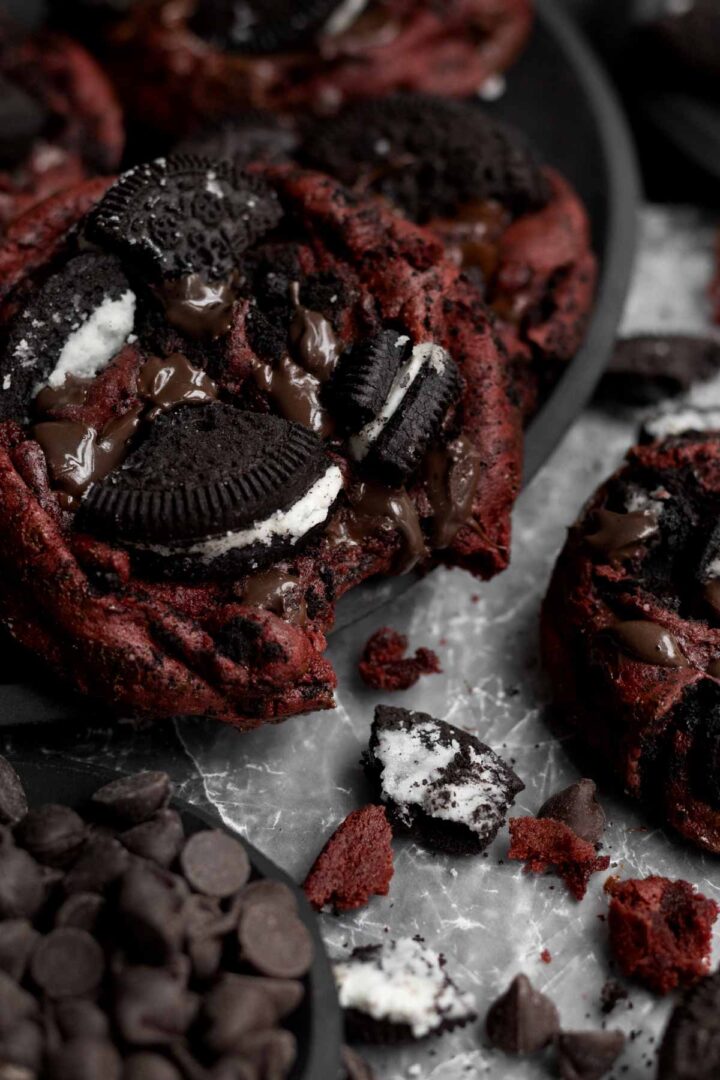 Red Velvet Oreo Cookies - Lane & Grey Fare